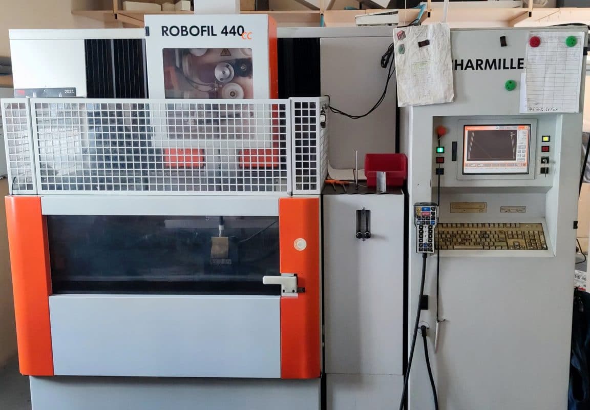 AGIE CHARMILLES ROBOFIL 440 CC Wire EDM