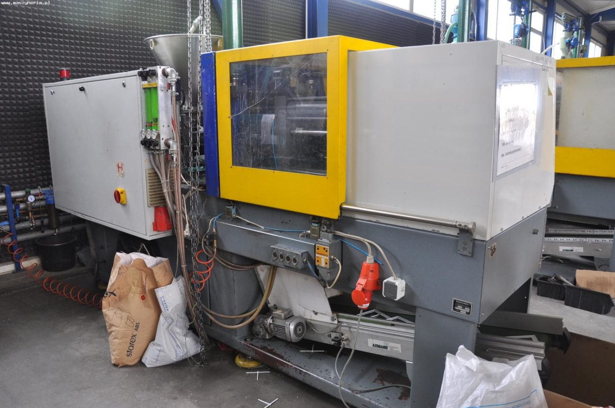 BATTENFELD BA 500 CD injection molding machine