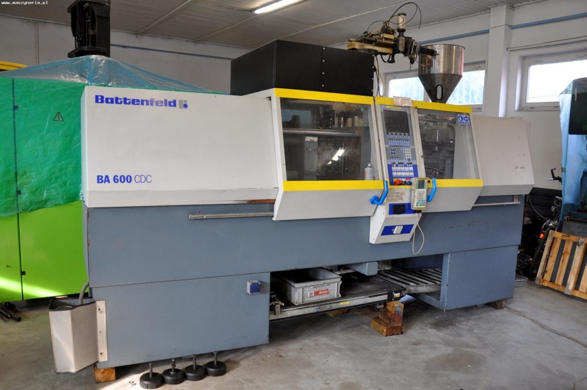 BATTENFELD BA 600 CDC injection molding machine