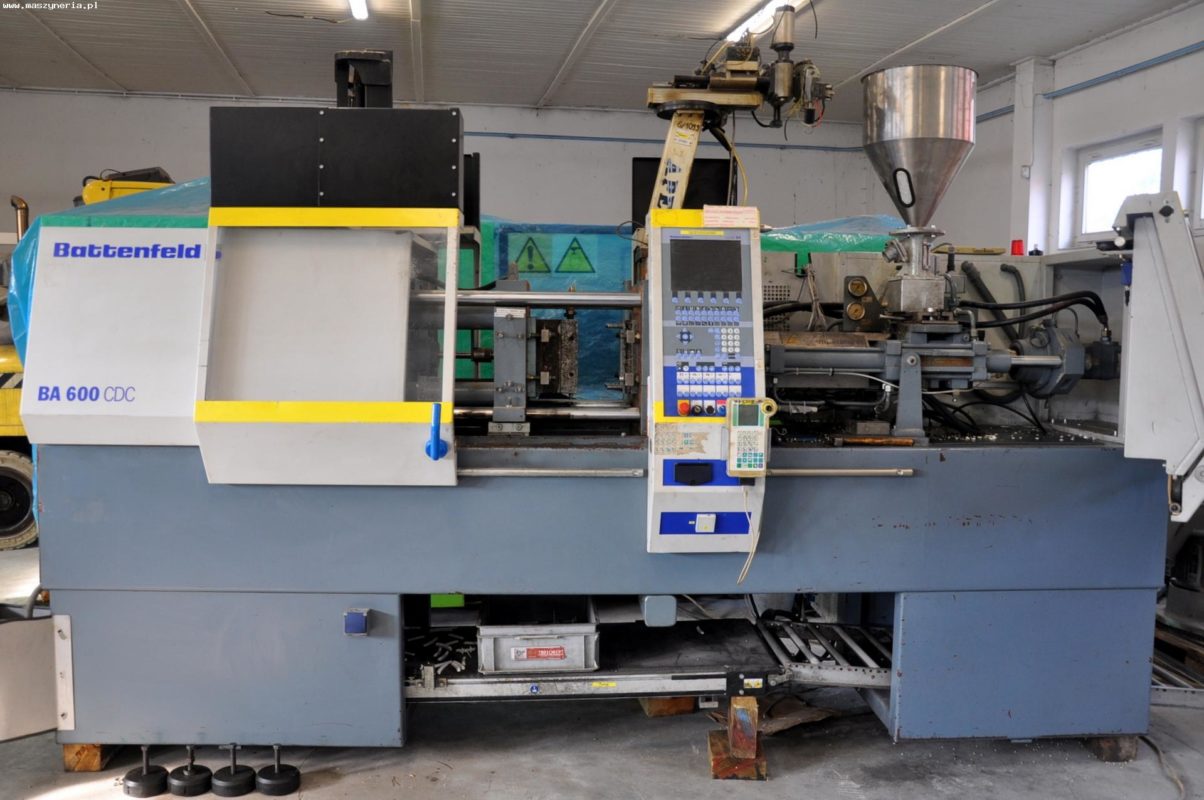 BATTENFELD BA 600 CDC injection molding machine