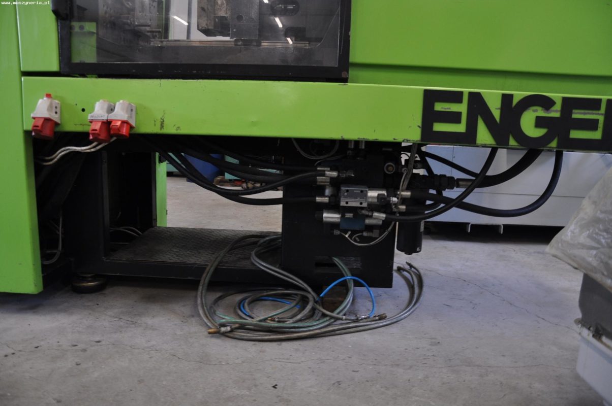 ENGEL ES 330/80 HL ST injection molding machine