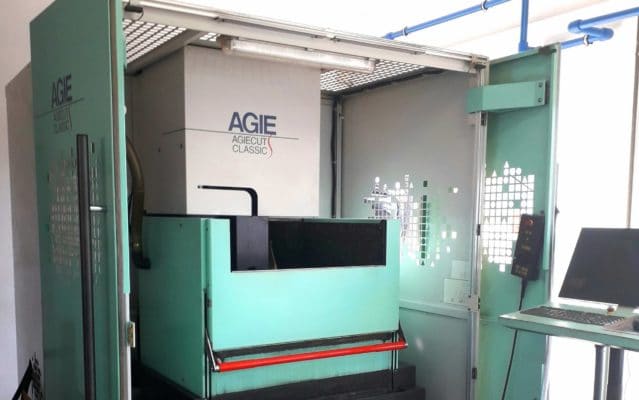 AGIE AGIECUT CLASSIC 2S wire EDM machine