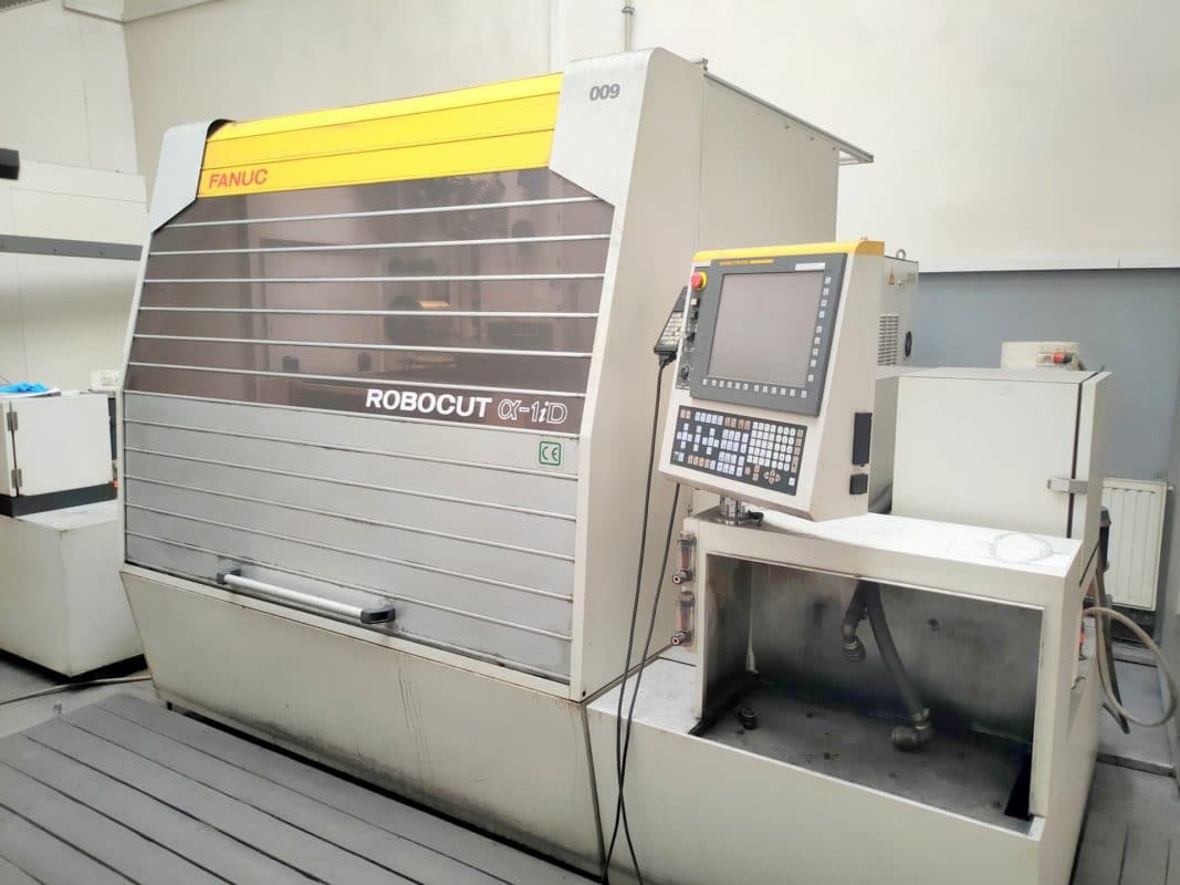 FANUC ROBOCUT ALPHA 1iD wire EDM machine