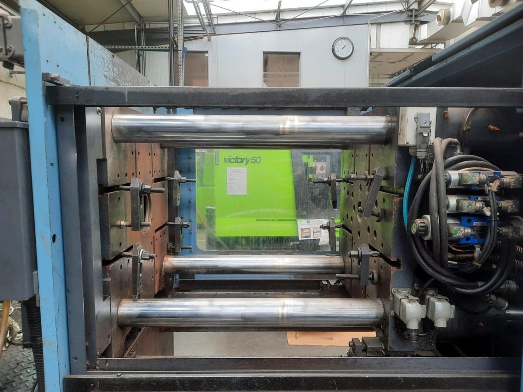 JONWAI JW-180SD injection moulding machine