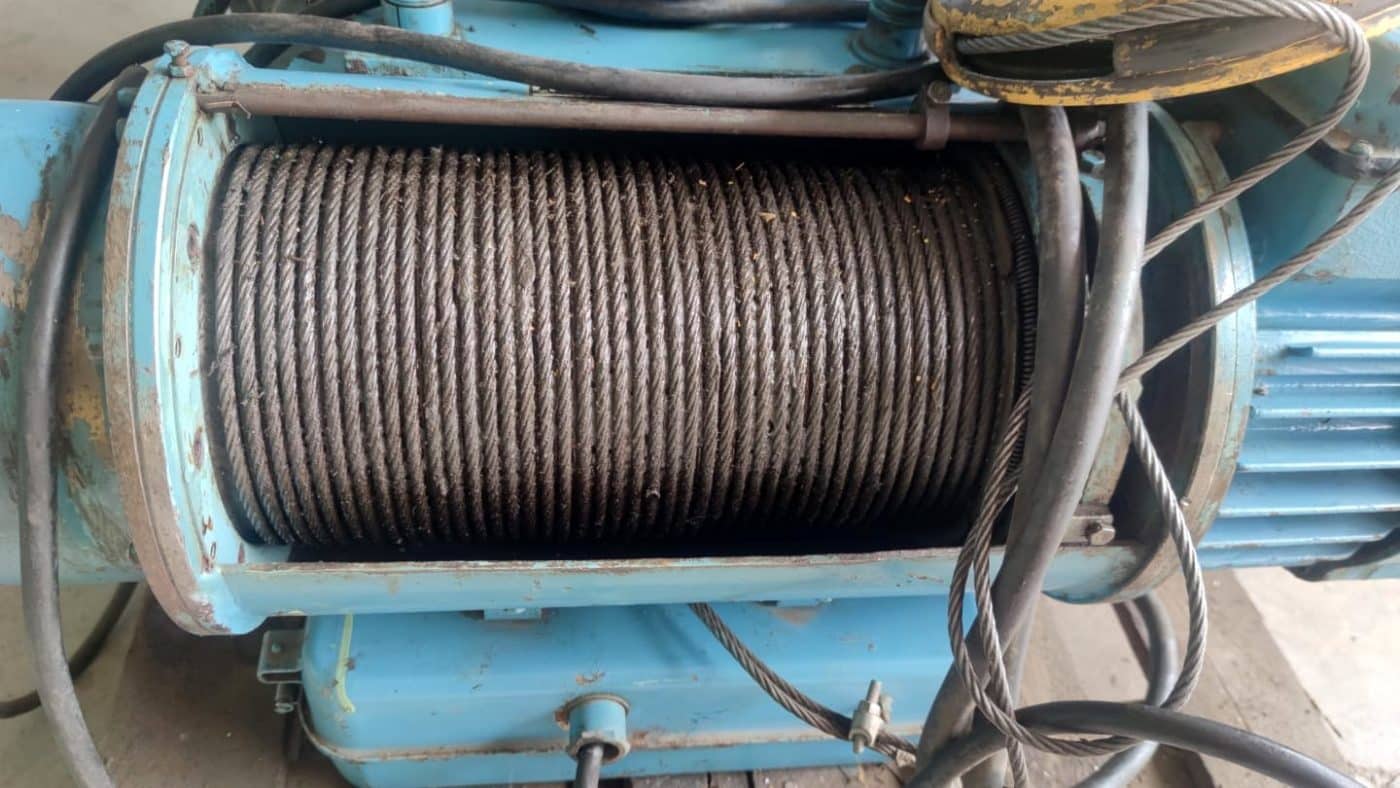 BALKANCAR T-10232 0,5T hoist