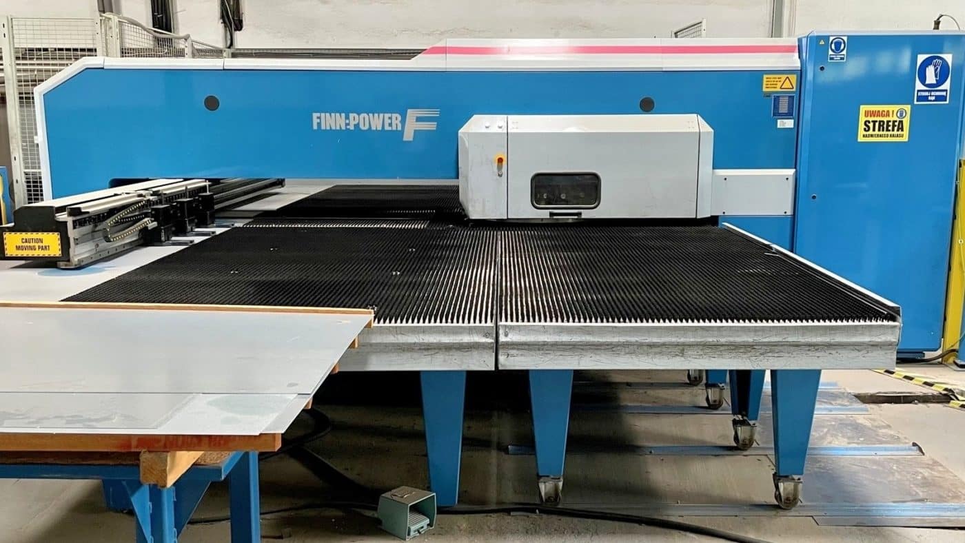 FINN POWER F6 punching machine