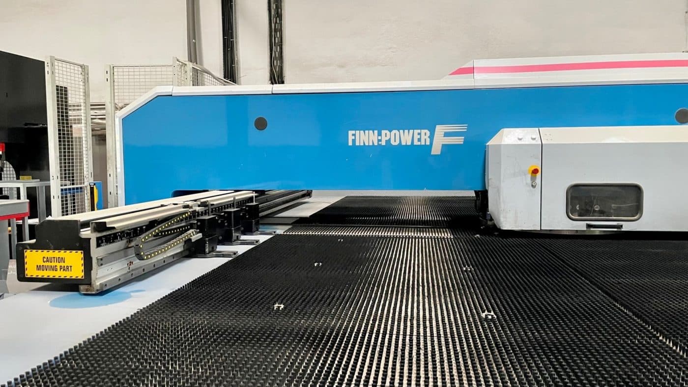 FINN POWER F6 punching machine