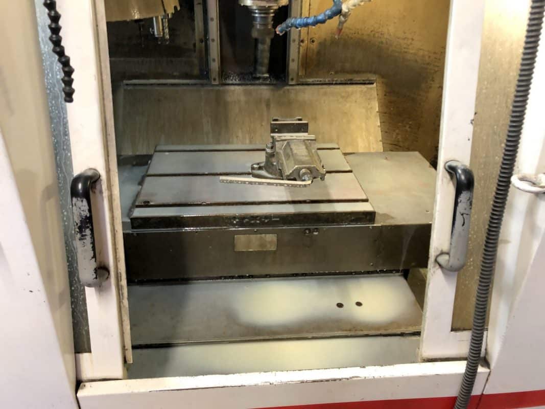 Centro de mecanizado vertical CNC CINCINNATI MILACRON ARROW 500