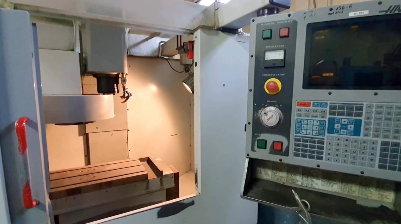 Centre d'usinage CNC HAAS MINI MILL HE