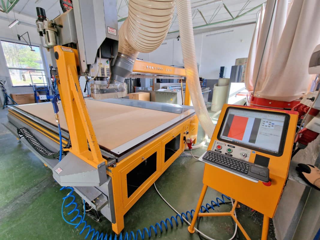 PLOT ELECTRONICS SENTINEL 2030 CNC milling machine